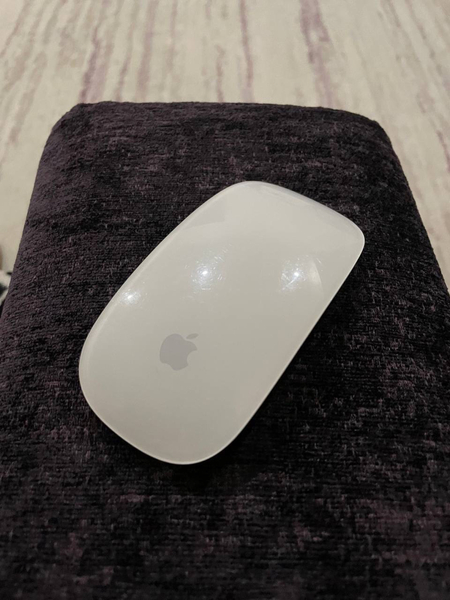 Мышь Apple A1296 Wireless Magic Mouse (Model: A1296 3Vdc)