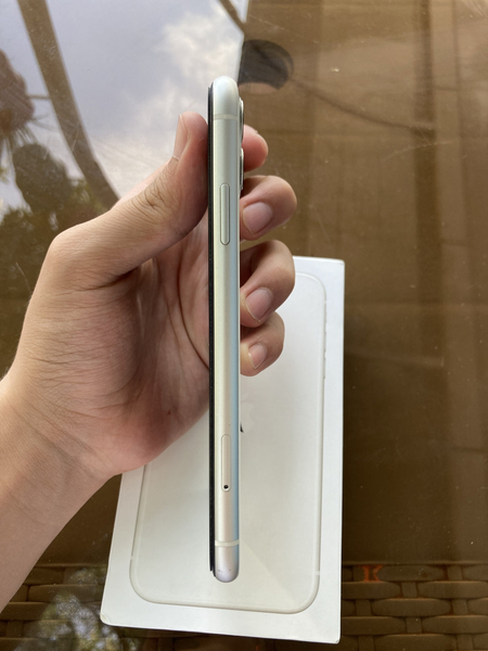 Продается iPhone 11