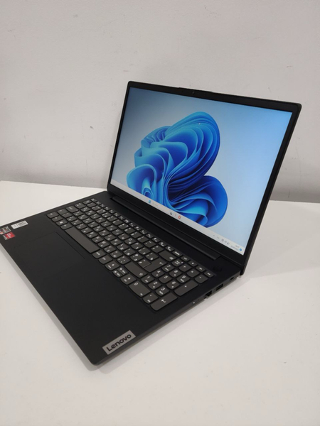 (B/u) Lenovo IdeaPad Ryzen 3 5300U = Core i3 11- avlod.