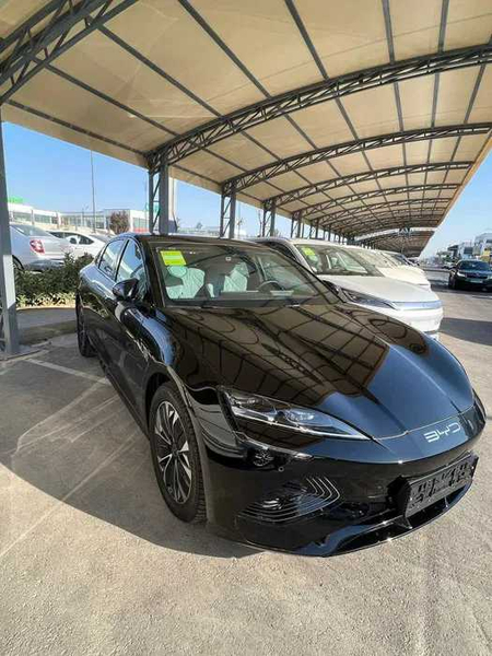 BYD Seal 2023 электромобил 550 km sotuvda tayyor