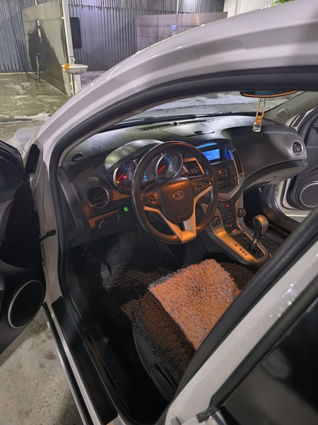 Daewoo cruze сотилади
