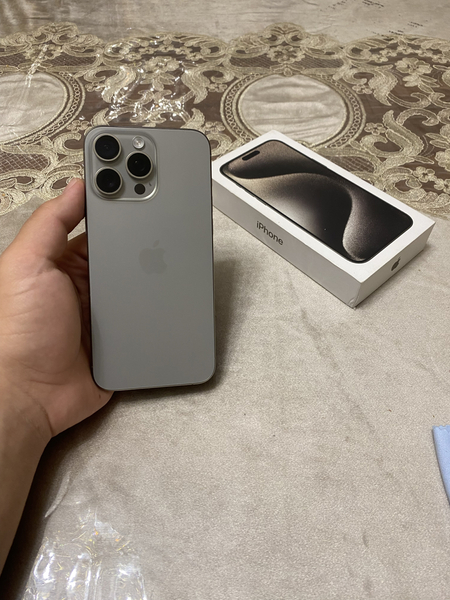 iPhone 15 Pro Max