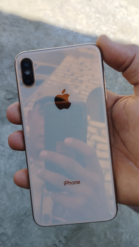 Phone xs max 64