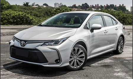 Toyota Carolla oldi orqa fara