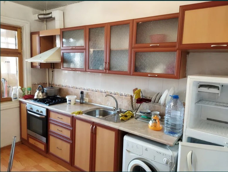Чехова продам 2/8/9 .Т. Отдельный вход не торец