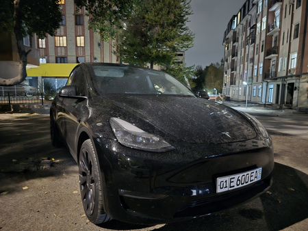 Tesla model Y Dual motors