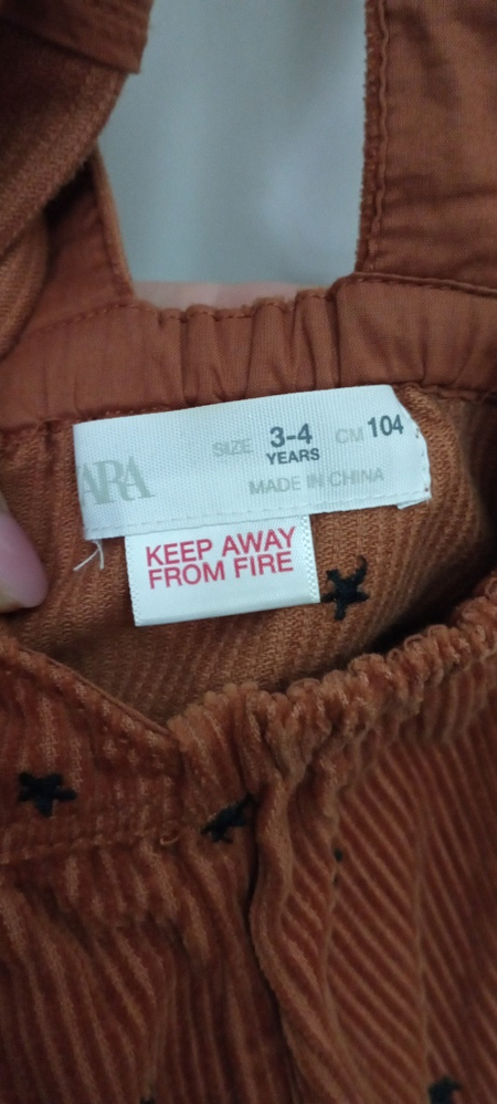 Zara kids на 3-4 года комбенизоны