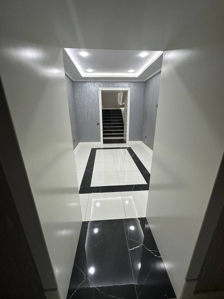 Аренда Евро офис Ор-р: метро Айбек 470м2