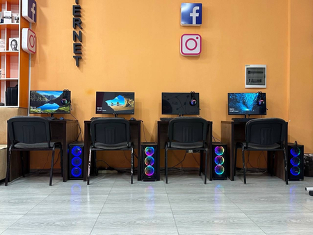 5 ta kompyuter sotiladi