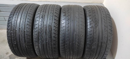 Roadstone 225/55/16