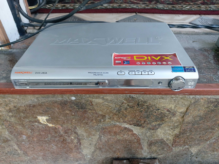Продается DVD проигрыватель 3 штуки
