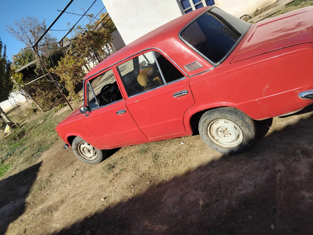 Лада 21011 сотилади. Холати яхши