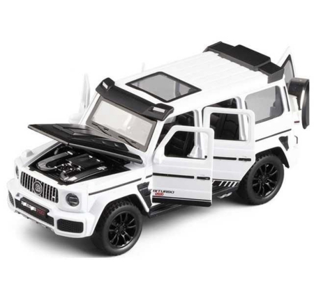 Продаётся модель машины Mercedes Benz G700 Brabus в масштабе 1/32