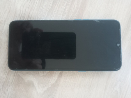 Realme C3    Sotiladi