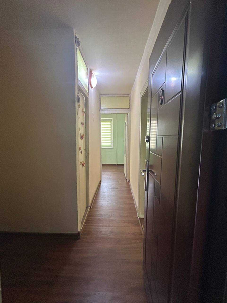 1 xonali 36m² 1-qavat uy sotiladi