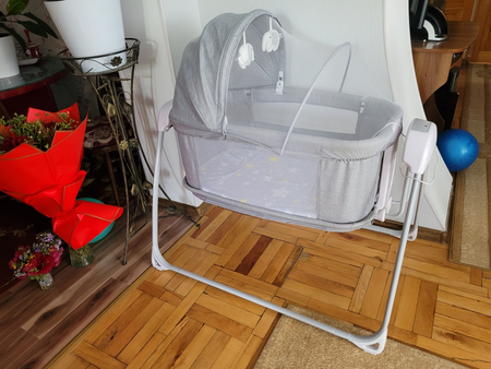 Bolalar kravati elektron lyulka