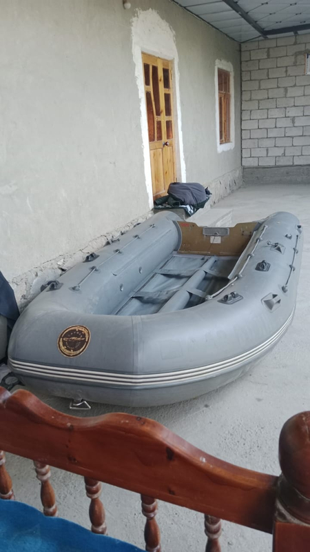 Лодка Кайман 400