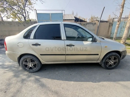 Lada kalina sotiladi 2009