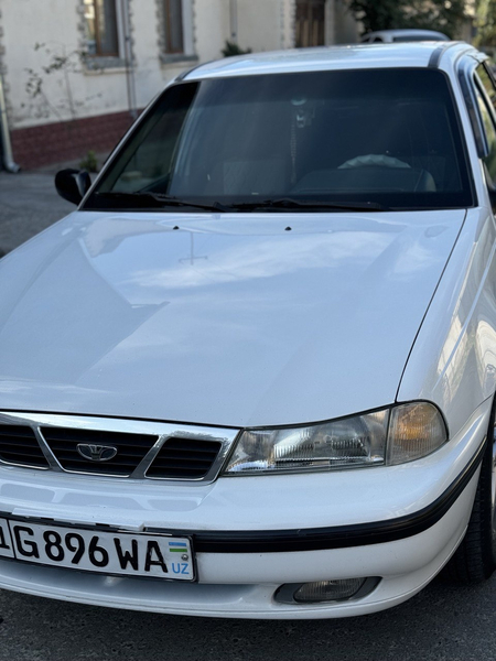Nexia донс 2003 йил сотилади