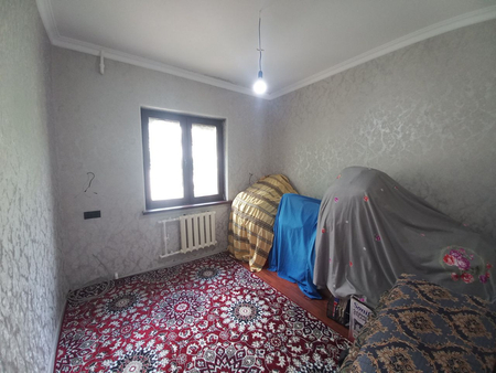 Срочно продаётся 4-х комнатная 4/4/5 Улучшенка 91м² Сергели-4 Ярмарка