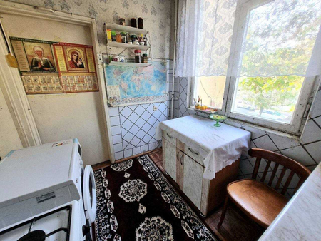 V4949 Чиланзар 12кв 1/2/4 33м2 Средний ремонт