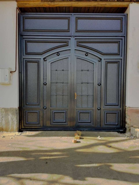 darvoza perila naves