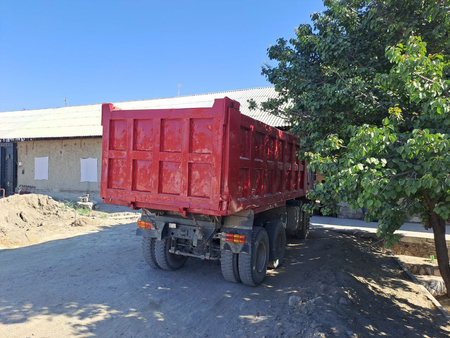 HOWO SINOTRUK SOTILADI 2009yil Marxist 15000