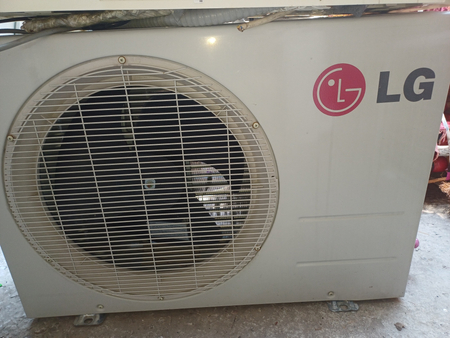 Срочно продаётся кондиционер LG 12