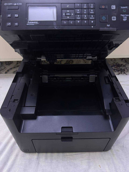 Epson L 132 Rangli Printer Xolati idyal Tiniq Tez ishlidi