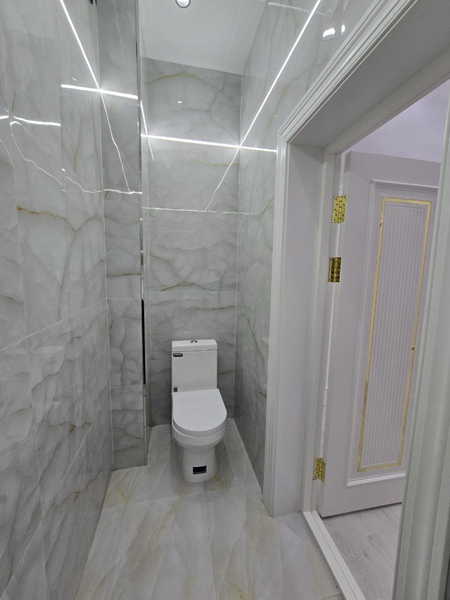 Продается 4 ком. Квартира площадью 123 кв.м. Ор. Азиз базар