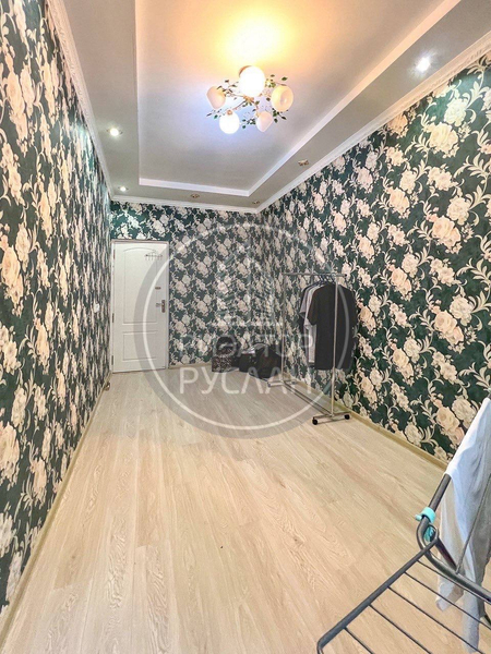 2/1/5 Буюк Ипак Йули 50m² 
(Художник) 

Состояние: чистая 
Ор-р: Мвс Д