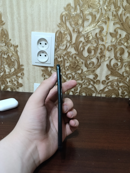 Iphone se 2020 запчасти