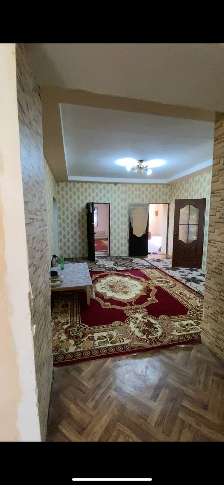 Амир Темур 25/19 дан кирганда 3 томонлама угловой 5 сот Уй сотилади