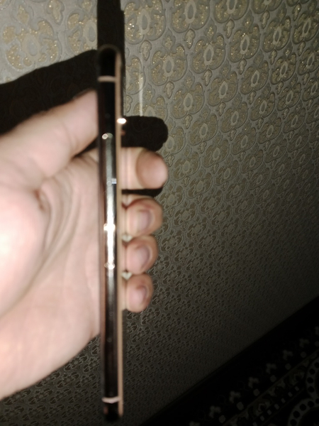 Iphone xs gold 64