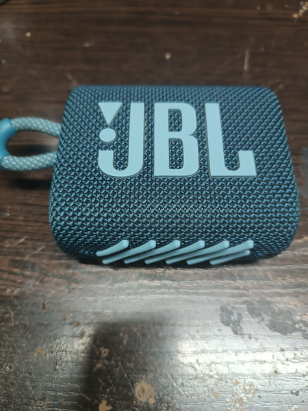 Продаю колонку JBL оригинал