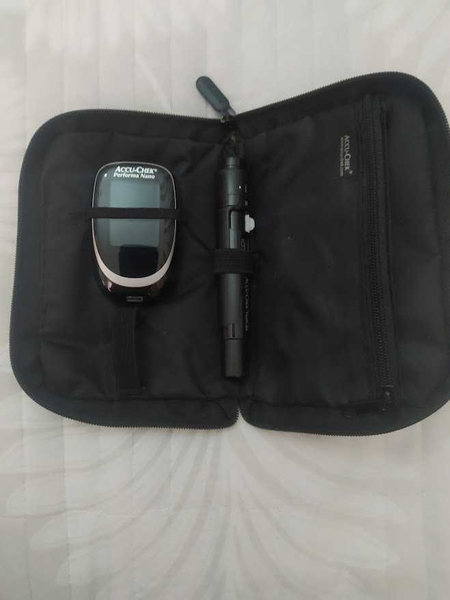 Продам глюкометры Contour XT и Accu-Chek Performa (без тест-полосок)