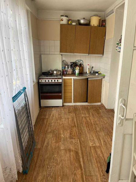 м.Космонавтов Интерпол МВД 2-комнатная 2/3 54 м² кирпич 2х5 м чистая