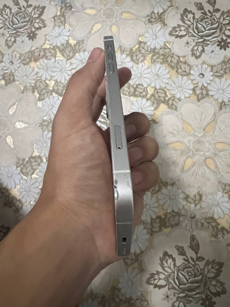 iphone 12 128GB.