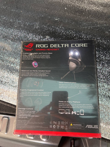 Asus Rog Delta Core