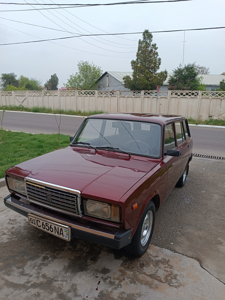 Lada 2104 srochna