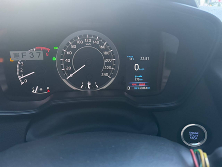 TOYOTA COROLLA. 1.2 турбина. Full позиция