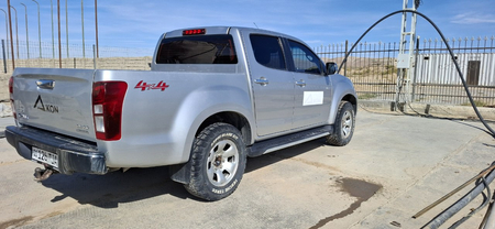 ISUZU D max пикап