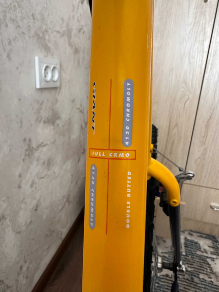 Велосипед GIANT 