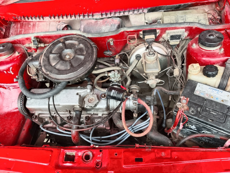 Lada samara 2109 sotiladi