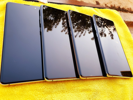 Samsung Galaxy S10 5G X. 256 GB/OzU 8 GB. BooM Aksiya 