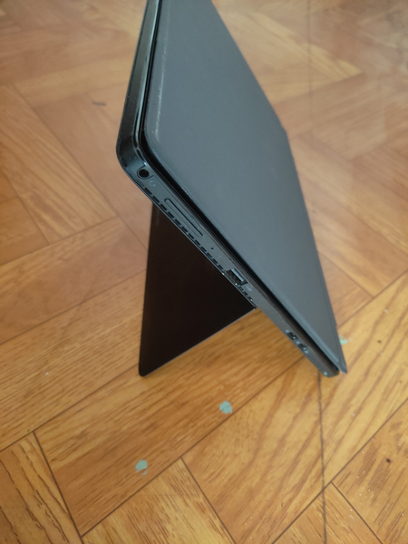 Dell core i5 8650u 8/256 2in1 +Sim card