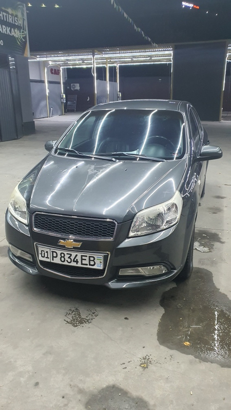 Nexia 3 sotiladi 8100