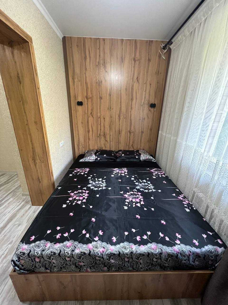 СРОЧНО !! Продается квартира в Яшнабаде 1/1/5 ( 45 кв/м ) Авиасозлар 1