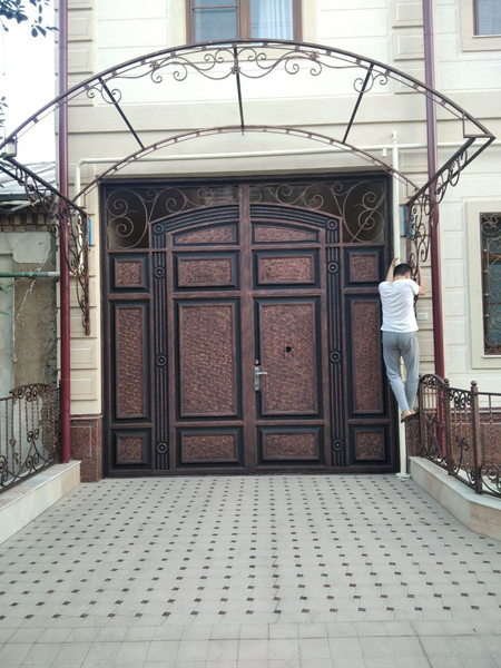 Darvoza boyash hizmati