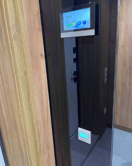 Срочно продается 2/2/4 квартира 70 м2   ЦУМ  Ц-7  Ор-р: 110 школа